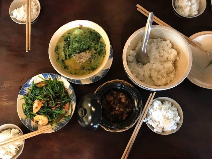 Traditional Vietnamese Family Meal – What They Eat and Table Etiquettes ...